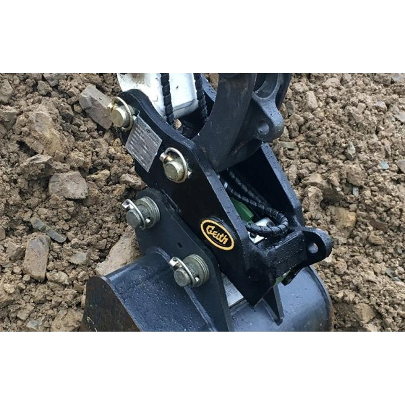 Geith Excavator Hydraulic Quick Coupler — Attachments King